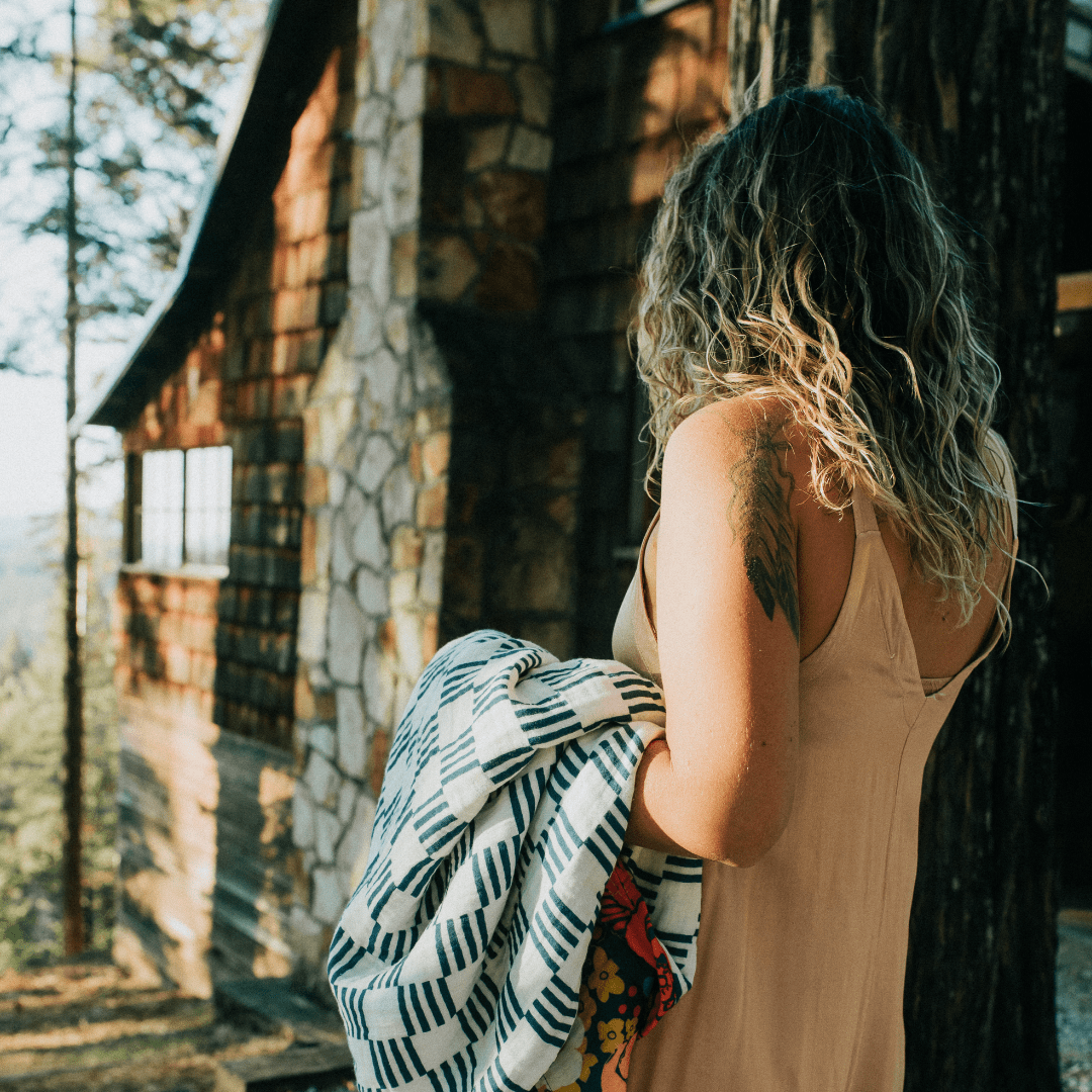 Nostalgic Summer Playlist – Golden Yarrow